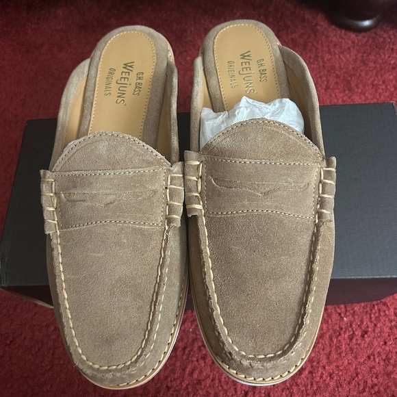 G.H. Bass & Co. | Shoes | Nwt Gh Bass Weejuns Womens Wynn Suede Dessert Sand Loafer Size 8 ...